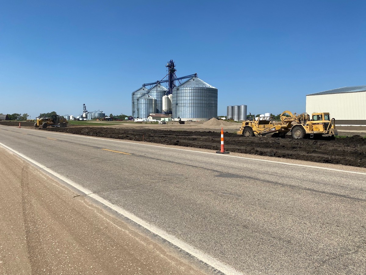 SDDOT US212 Shoulder, Surfacing, Pipe & Structures - Brosz Engineering
